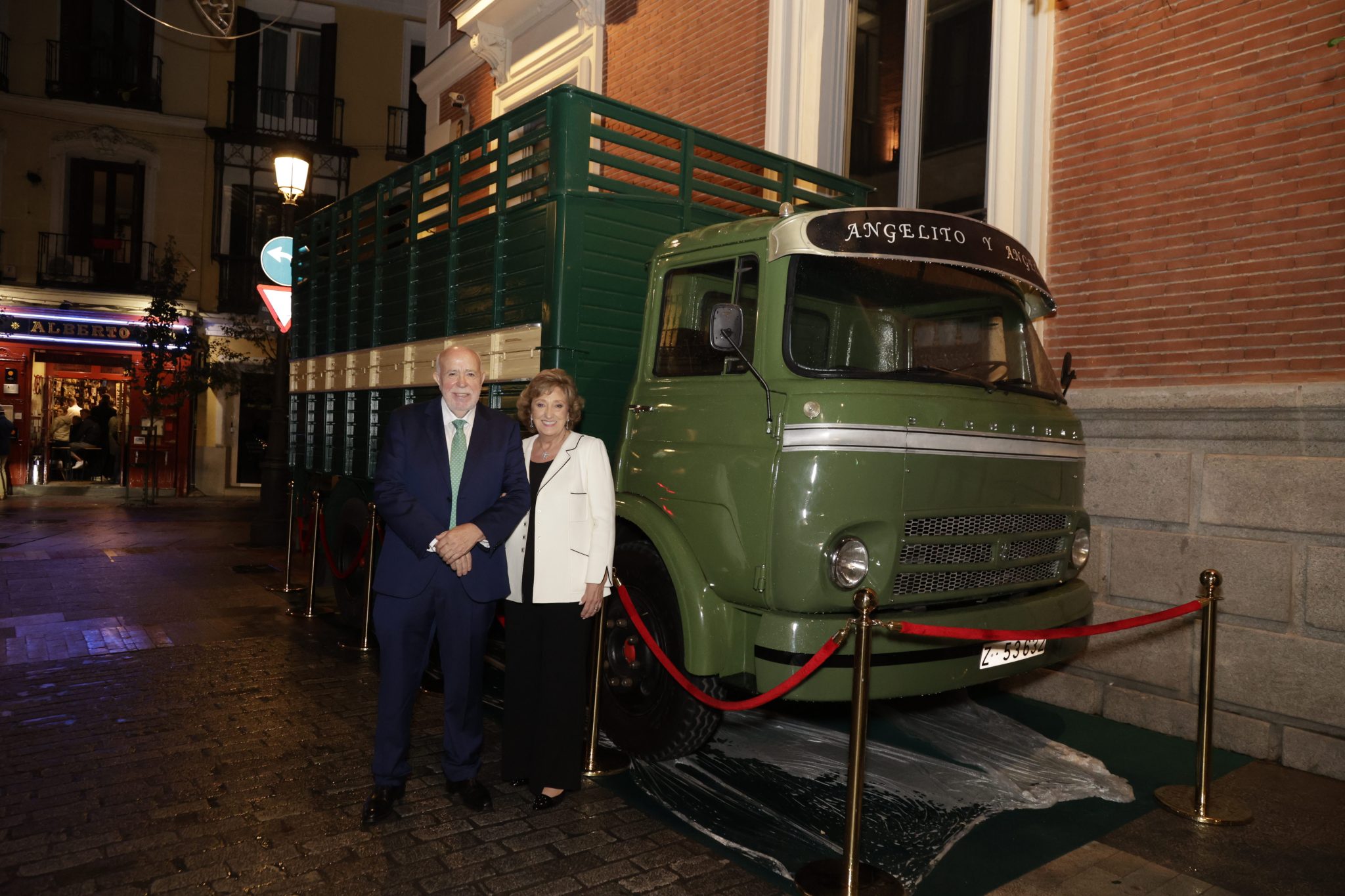 El Grupo REDUR celebra su 50 aniversario en una emotiva gala que ...